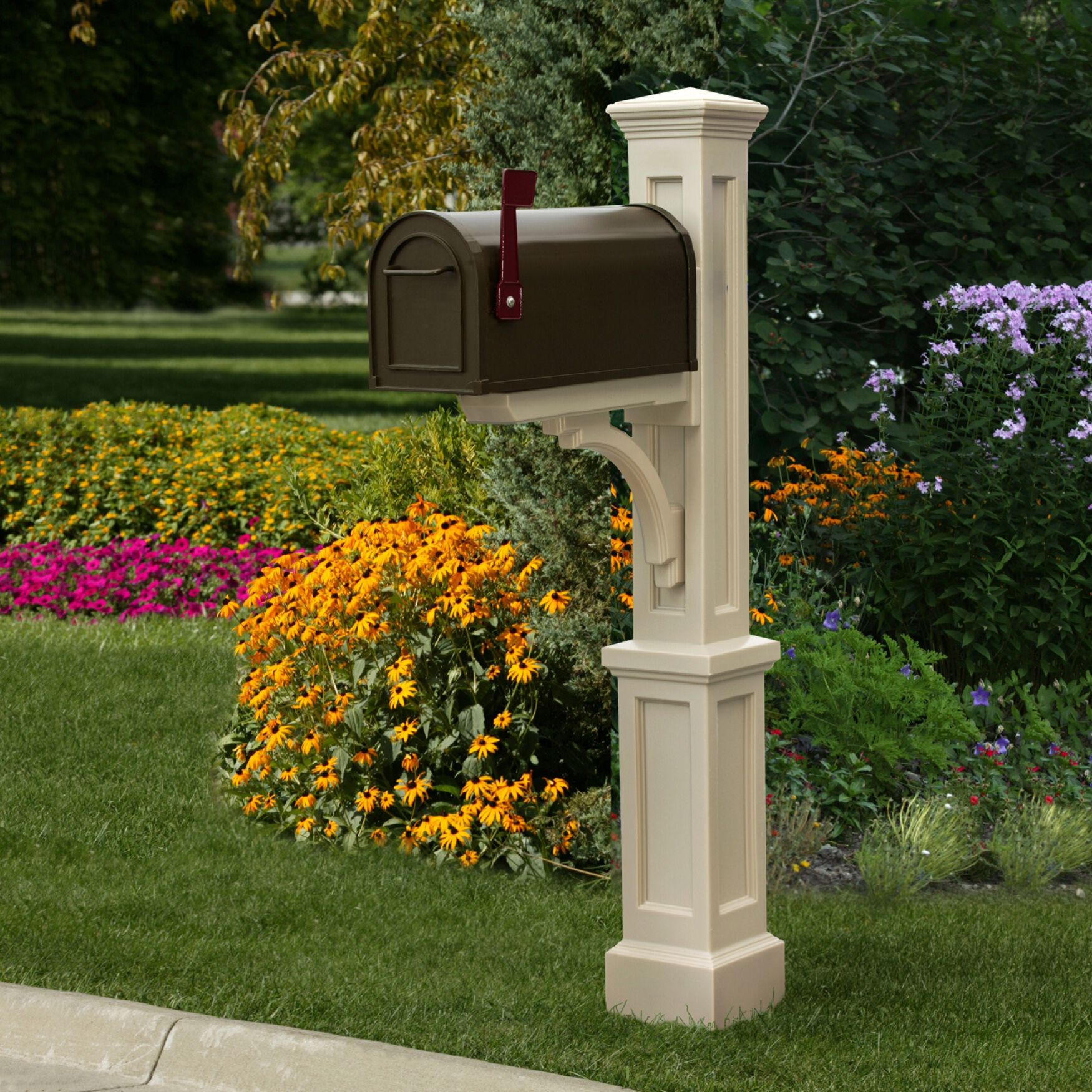 Simple Newport Plus Mail Post | Brylane Home