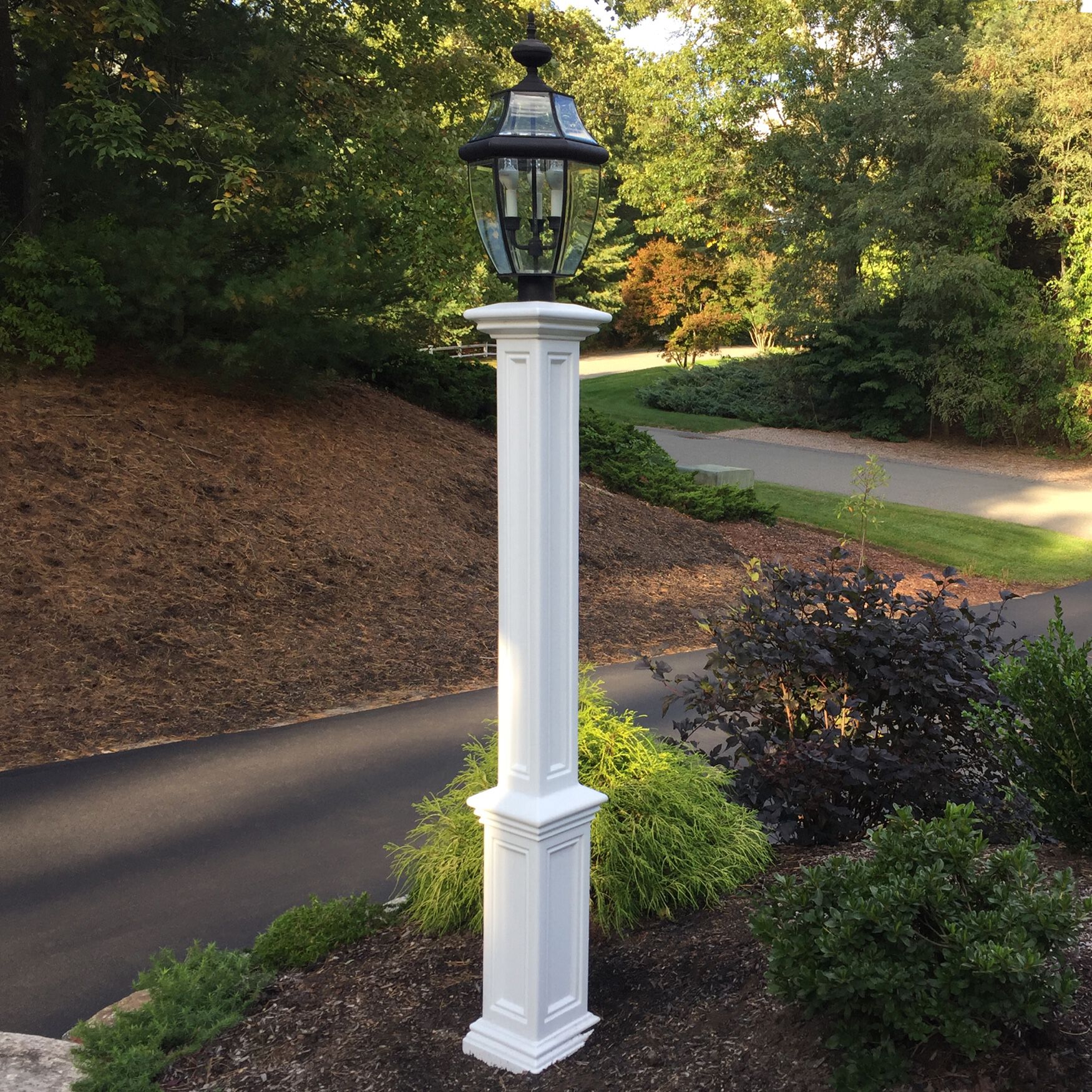 Traditional Signature Lamp Post, White | Brylane Home