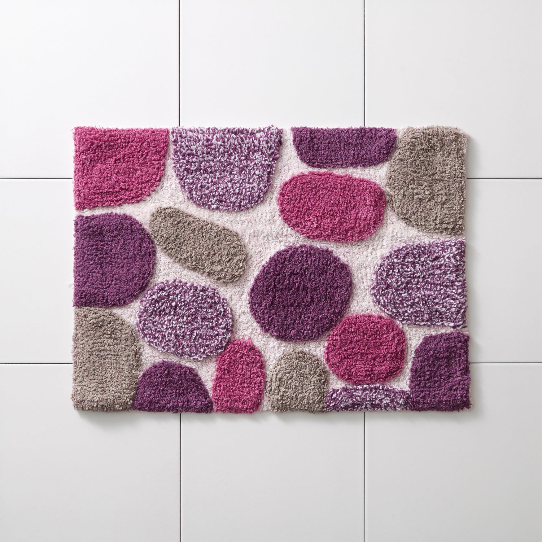 Pebbles Bath Mat | Brylane Home