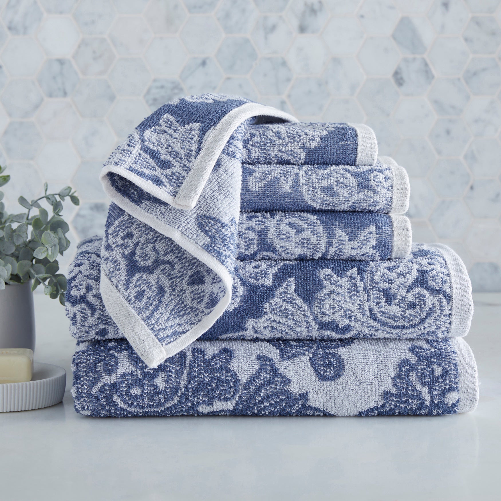 Affordable 6-Piece Damask Towel Set, 4458411 | Brylane Home